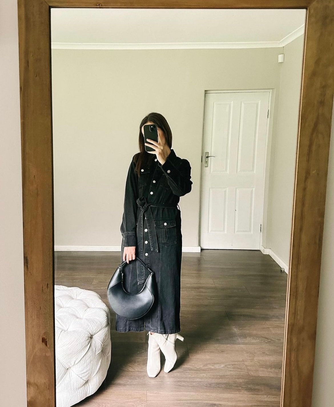 How To Wear A Dress In Winter And Look Stylish Without Being Cold? - Hastralys